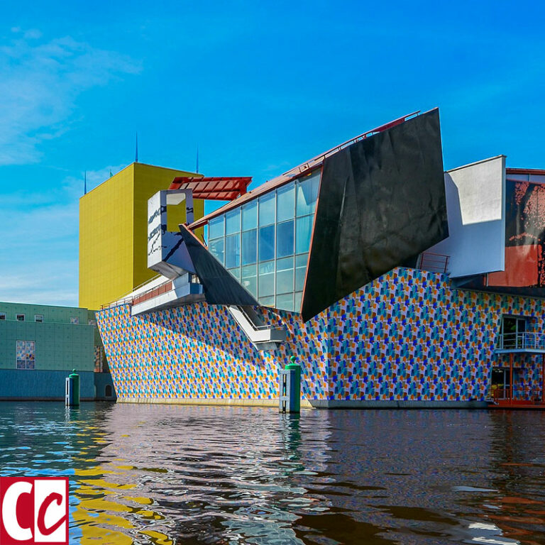 Postmodern Architecture and my 3 Favourite Heroes